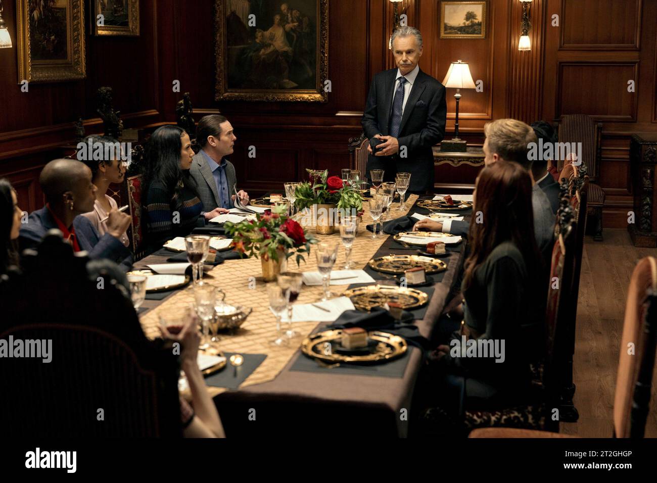 THE FALL OF THE HOUSE OF USHER, from left: Paola Nunez, T'Nia Miller ...