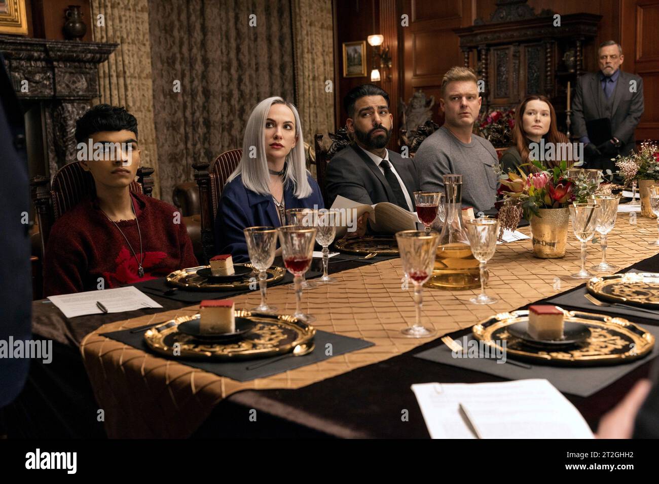 THE FALL OF THE HOUSE OF USHER, from left: Sauriyan Sapkota, Kate ...