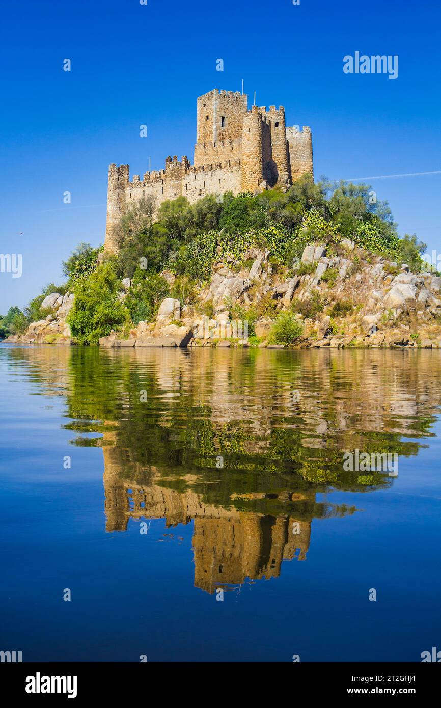 Almourol castle, Portugal Stock Photo - Alamy