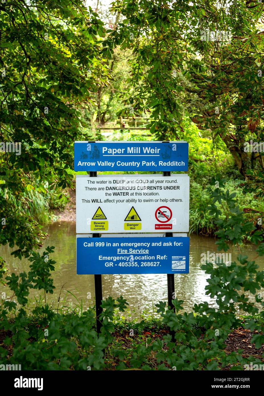Paper Mill Weir, Arrow Valley Country Park in Redditch, Worcestershire ...