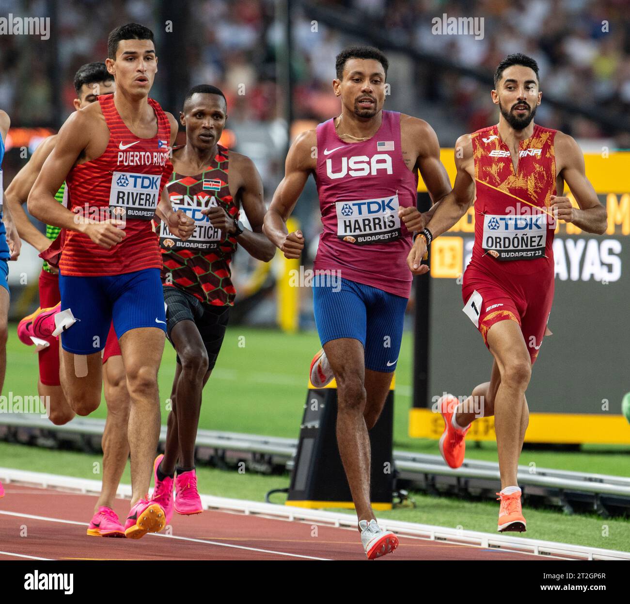 Isaiah Harris of the USA competing in the men’s 800m heat’s at the ...