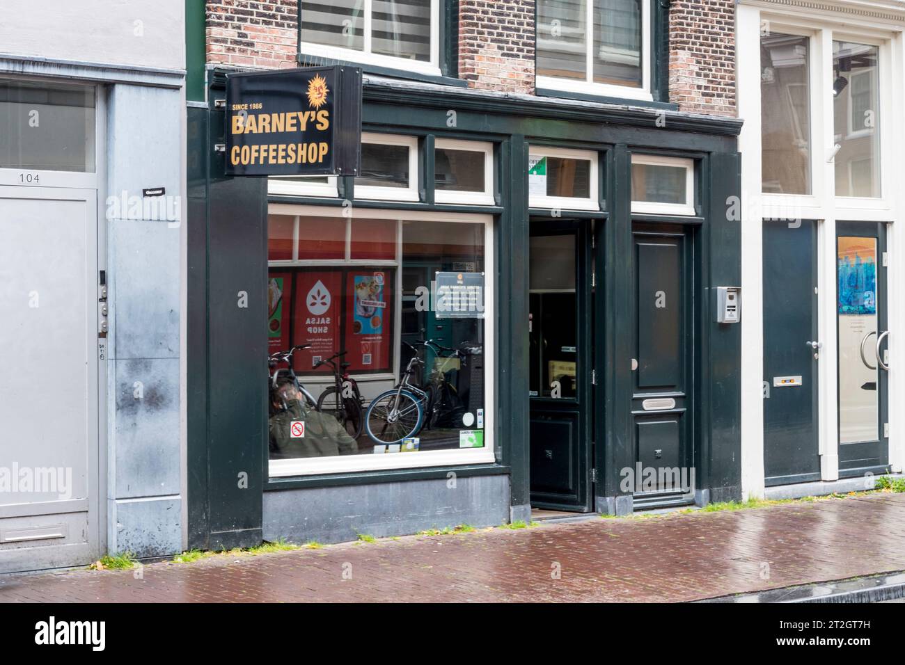 Barneys coffeeshop hi-res stock photography and images - Alamy