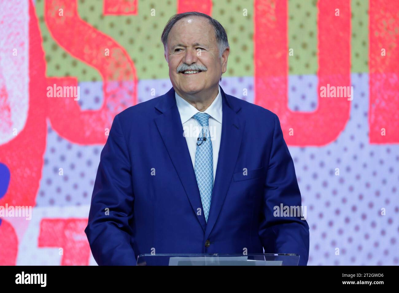 Houston mayoral candidate Lee Kaplan smiles as he is introduced during ...