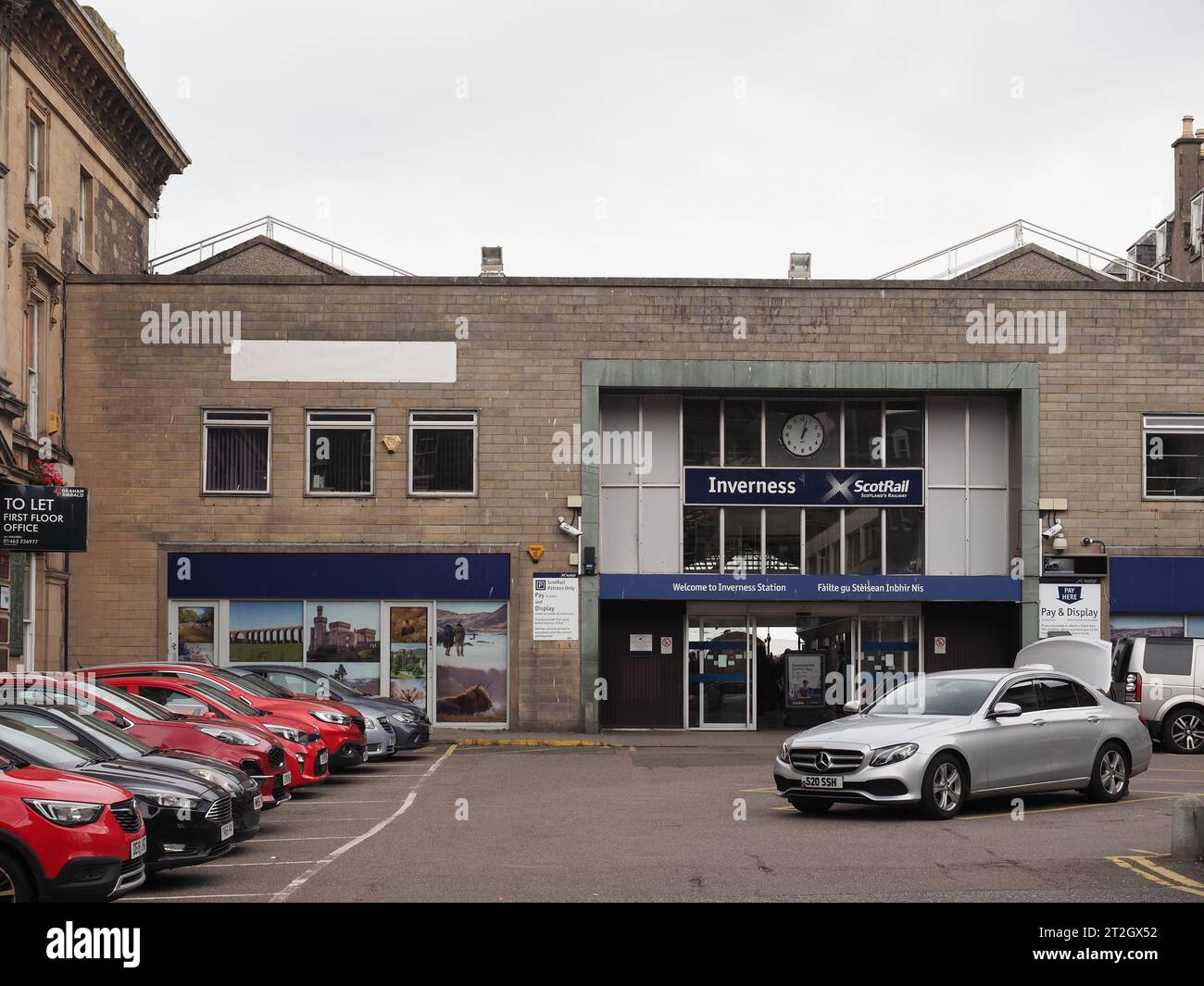 INVERNESS, UK - SEPTEMBER 13, 2023: Inverness railway station Stock ...