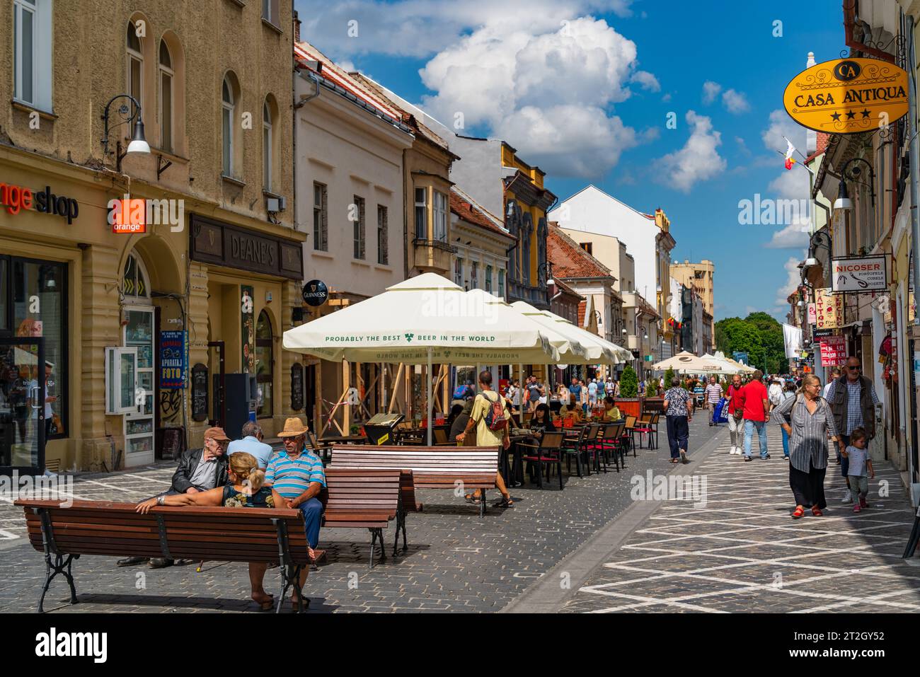 Street view of Strada Republicii in Brasov, Romania Stock Photo - Alamy