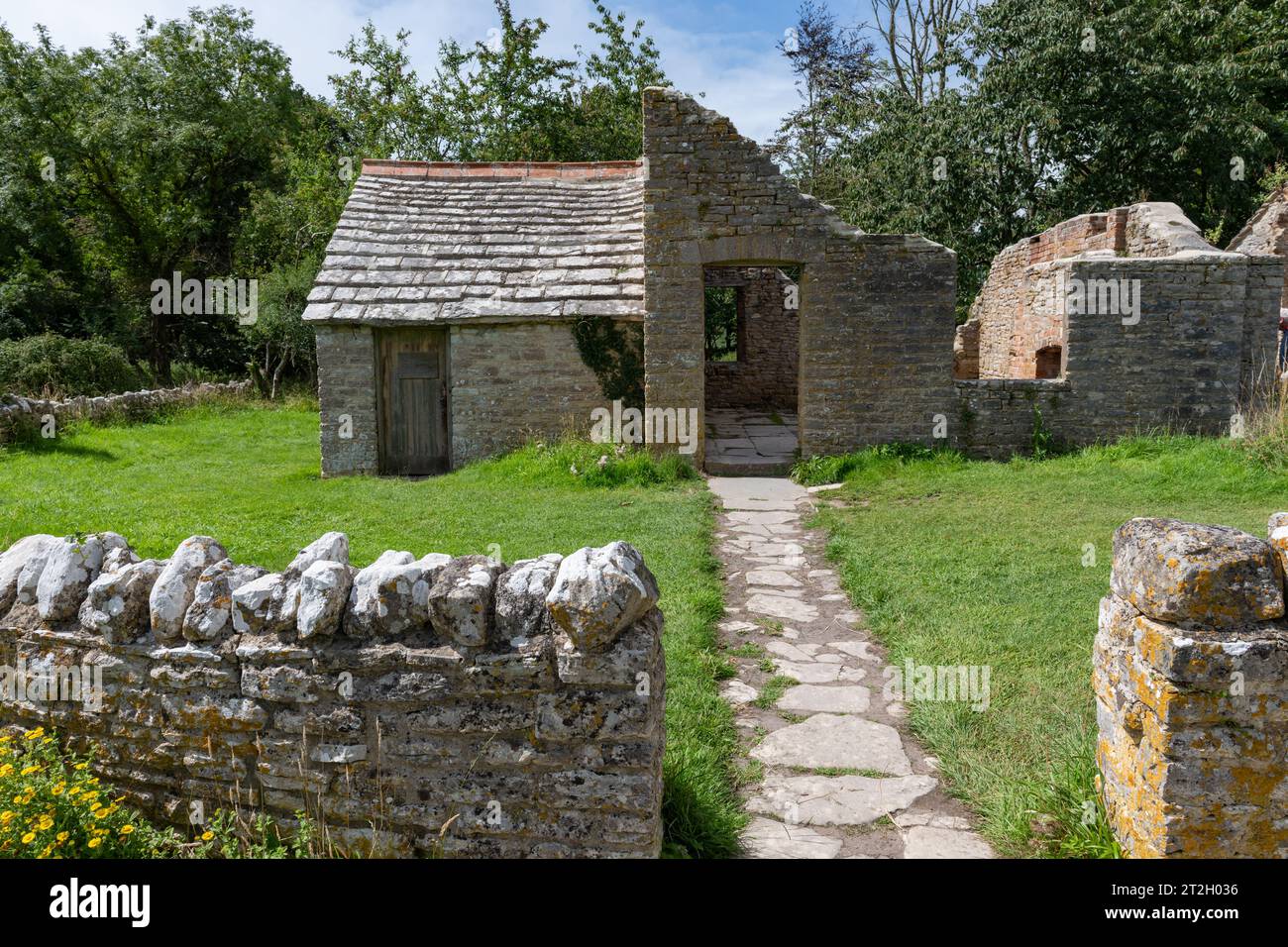 Photo of an abandoned building in Tyneham village in Dorset Stock Photo ...