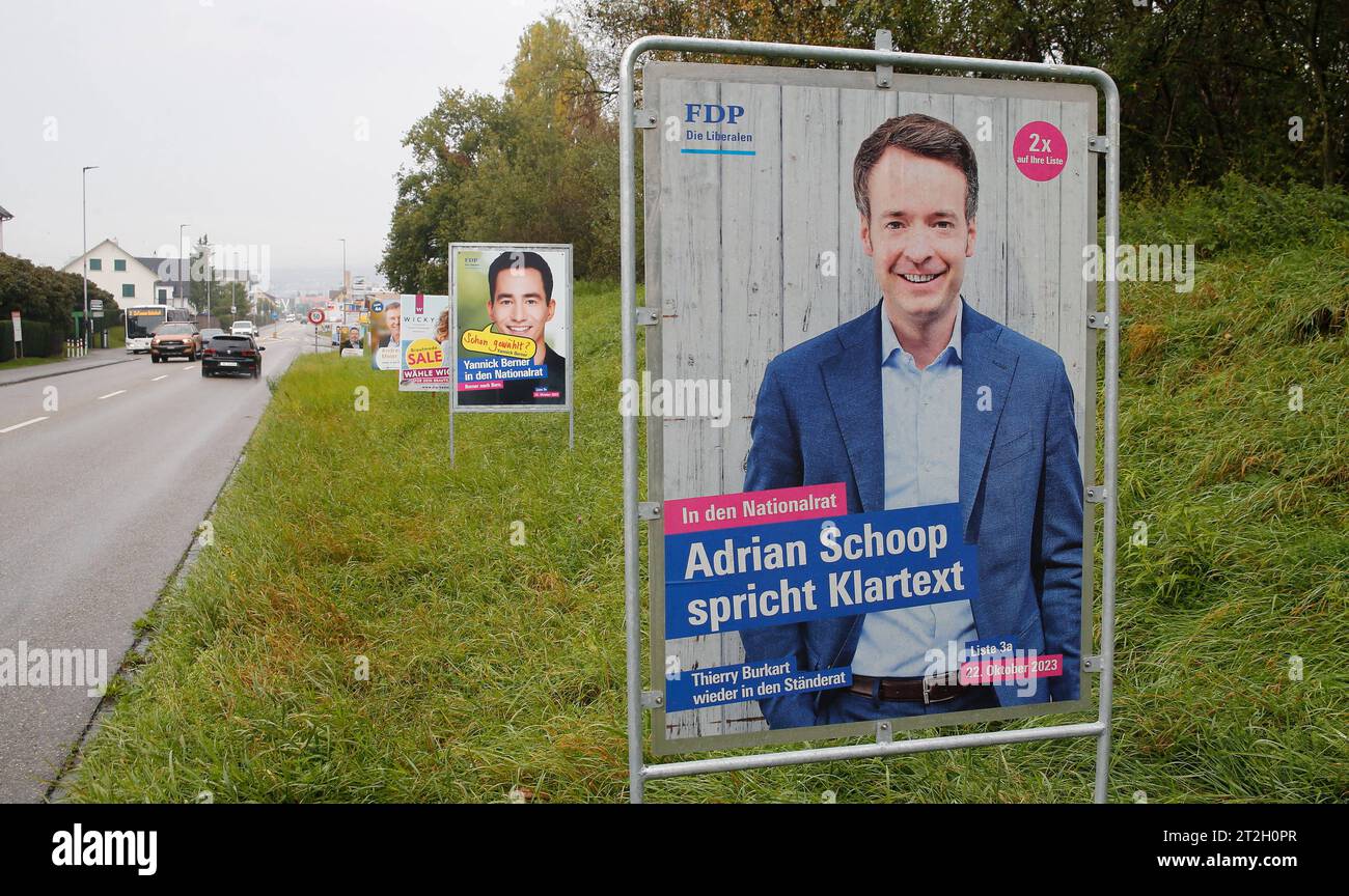 Foto Manuel Geisser 19.10. 2023 Zofingen, SCHWEIZ, FDP Plakate mit ...