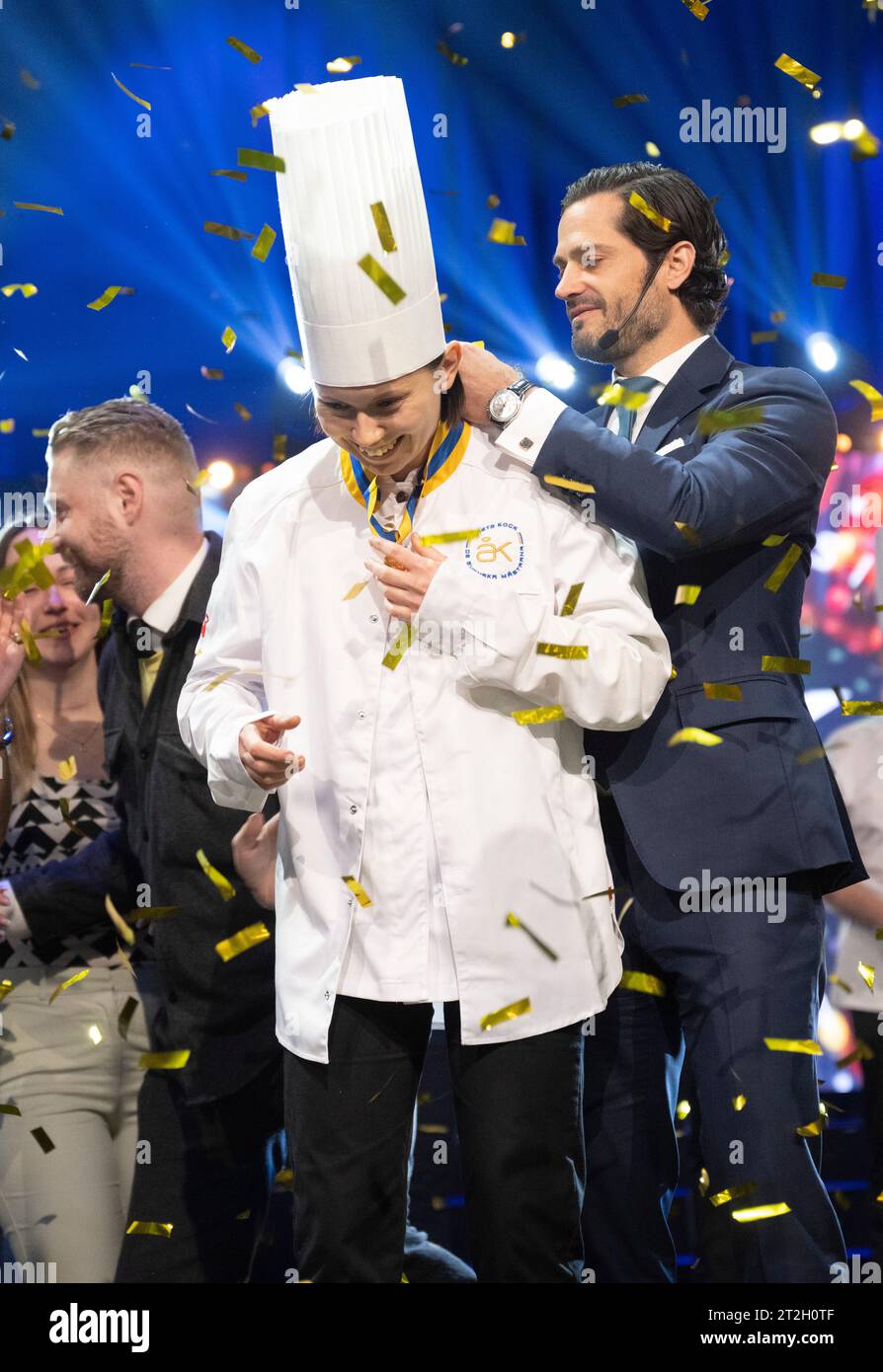 STOCKHOLM 20231019 Prince Carl Philip congratulates chef Desirée Jaks ...