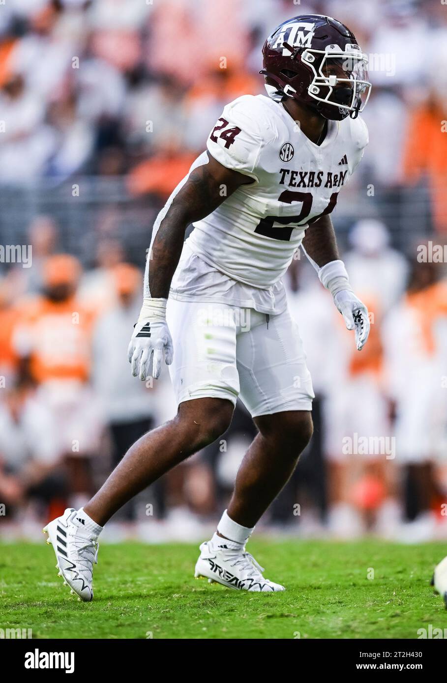 KNOXVILLE, TN - OCTOBER 14: Texas A&M Aggies linebacker Chris Russell ...