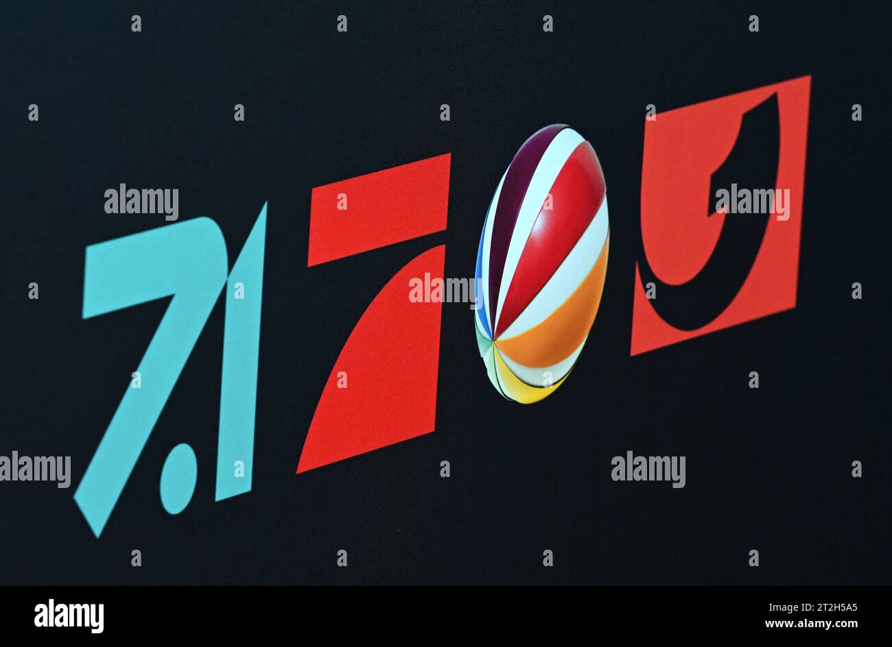 Joyn logo hi-res stock photography and images - Alamy