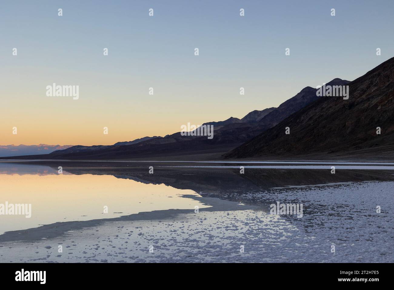 Flooding in Badwater Basin in Death Valley Stock Photo - Alamy