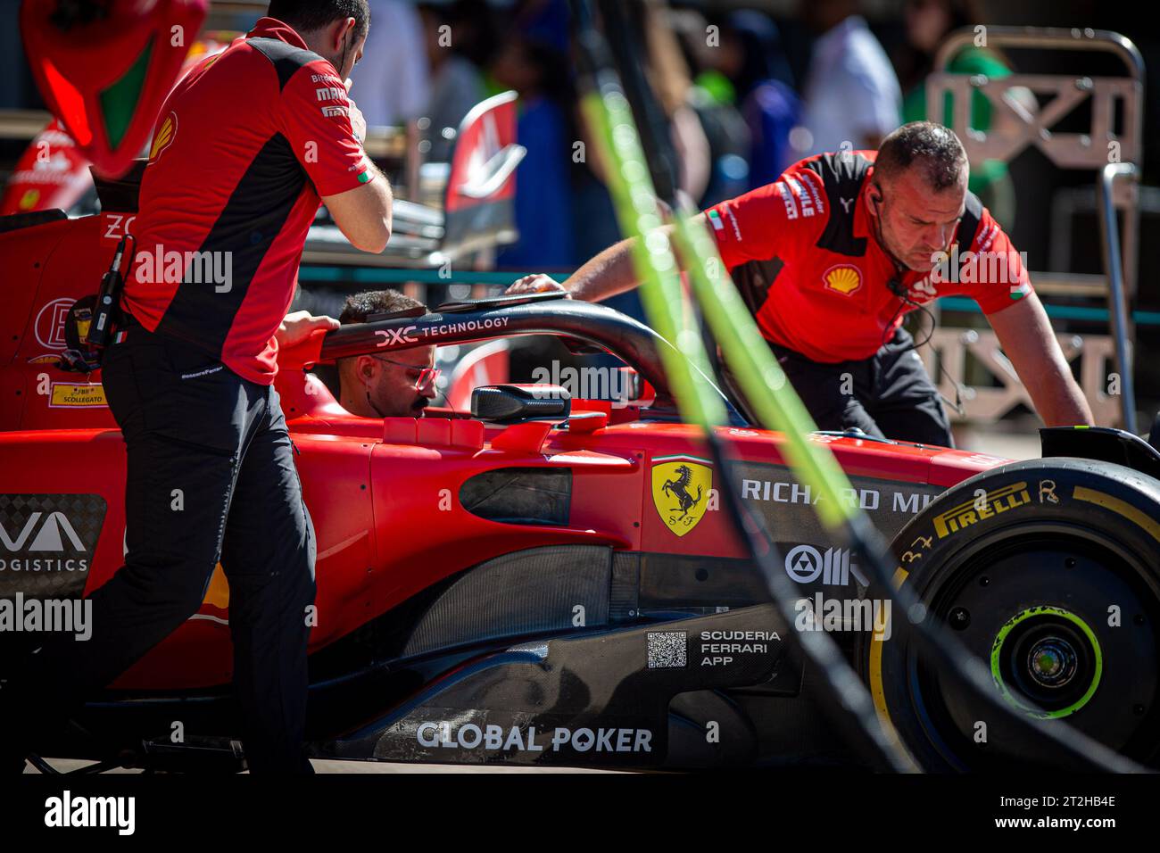 Scuderia Ferrari pit stop crew during FORMULA 1 LENOVO UNITED STATES ...