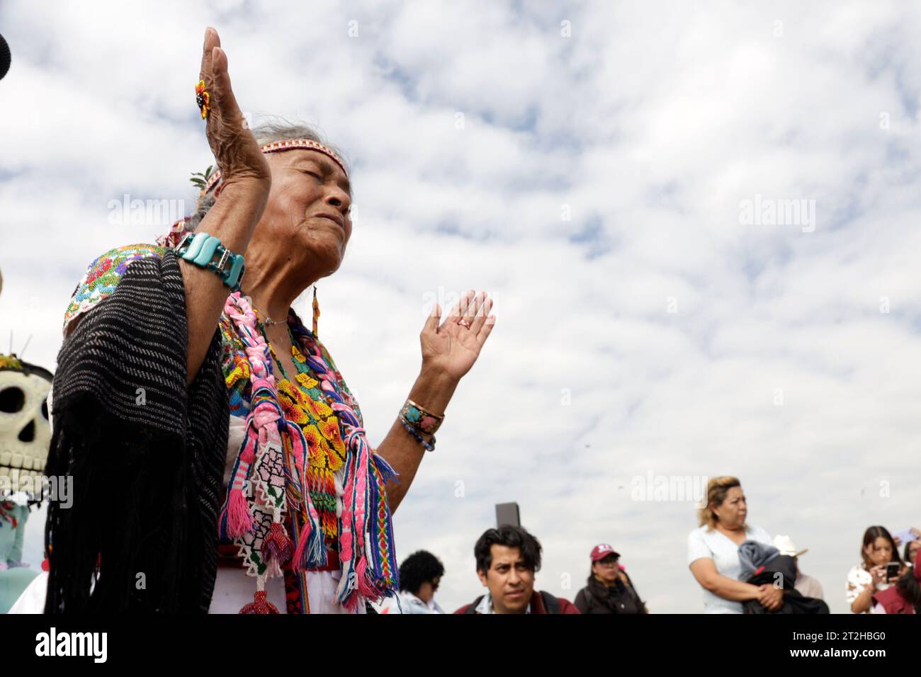 Pre hispanic blessing ceremony of the cempoalxochitl flower hi-res ...