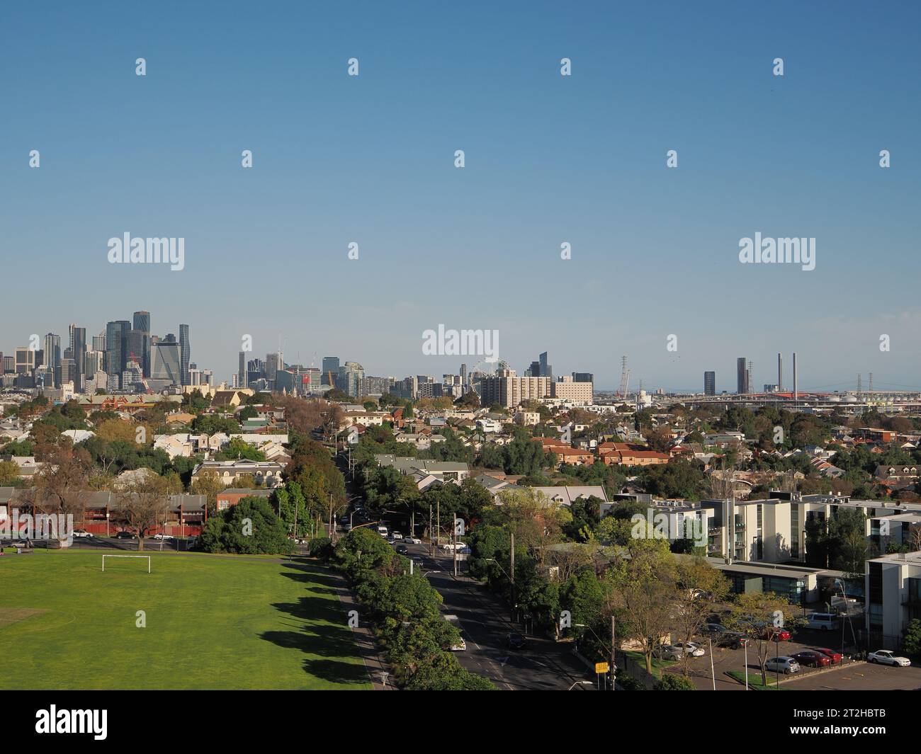 Melbourne Australia / The Melbourne City Skyline in early morning ...