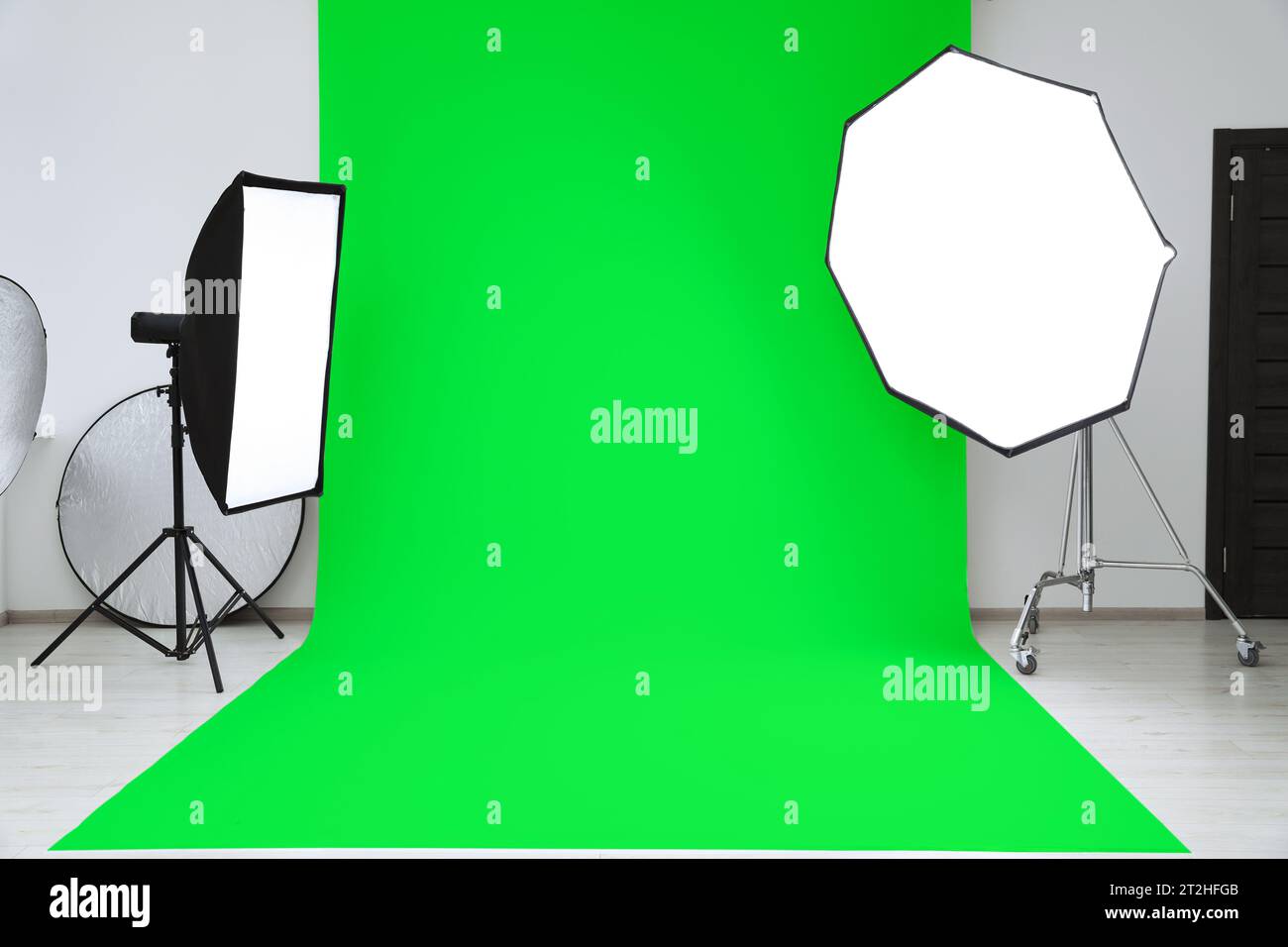 Chroma key compositing. Green backdrop and equipment in studio Stock ...