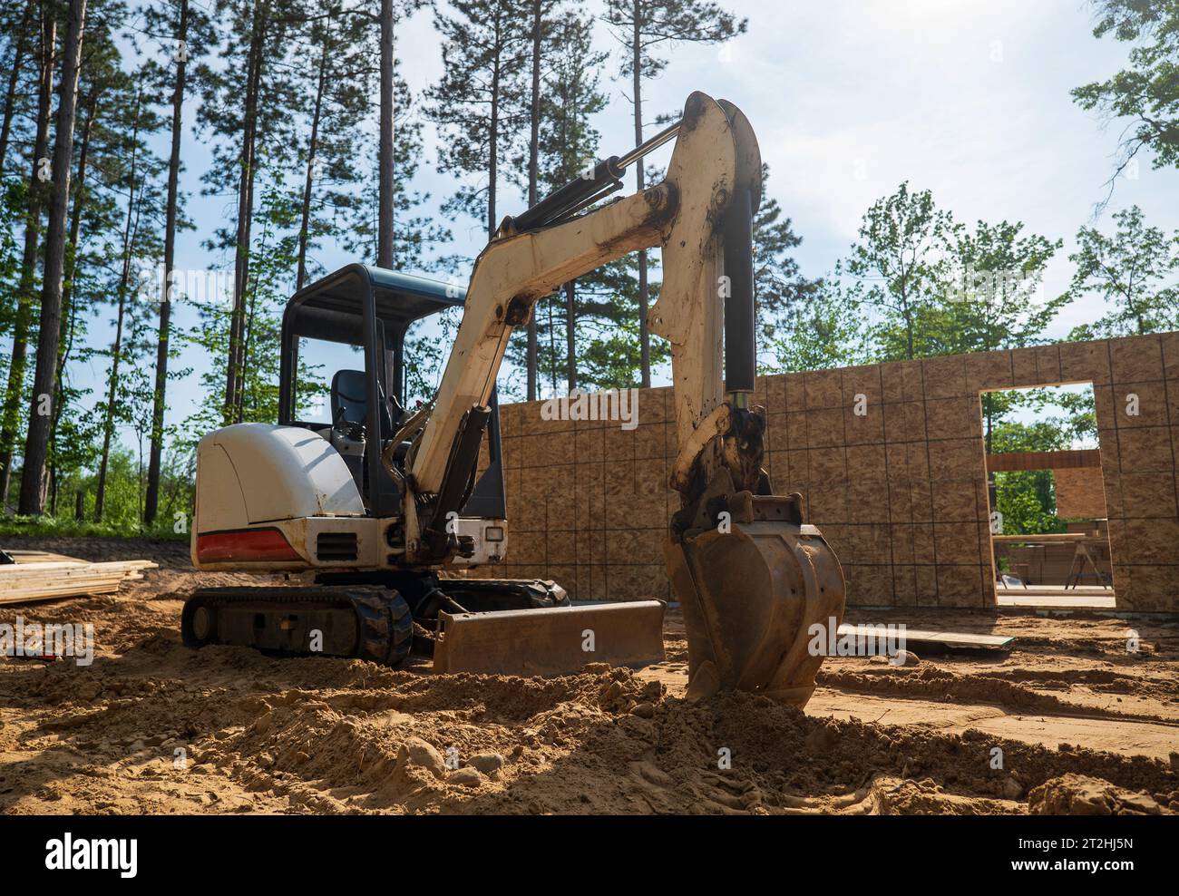 Digger development building site hi-res stock photography and images ...