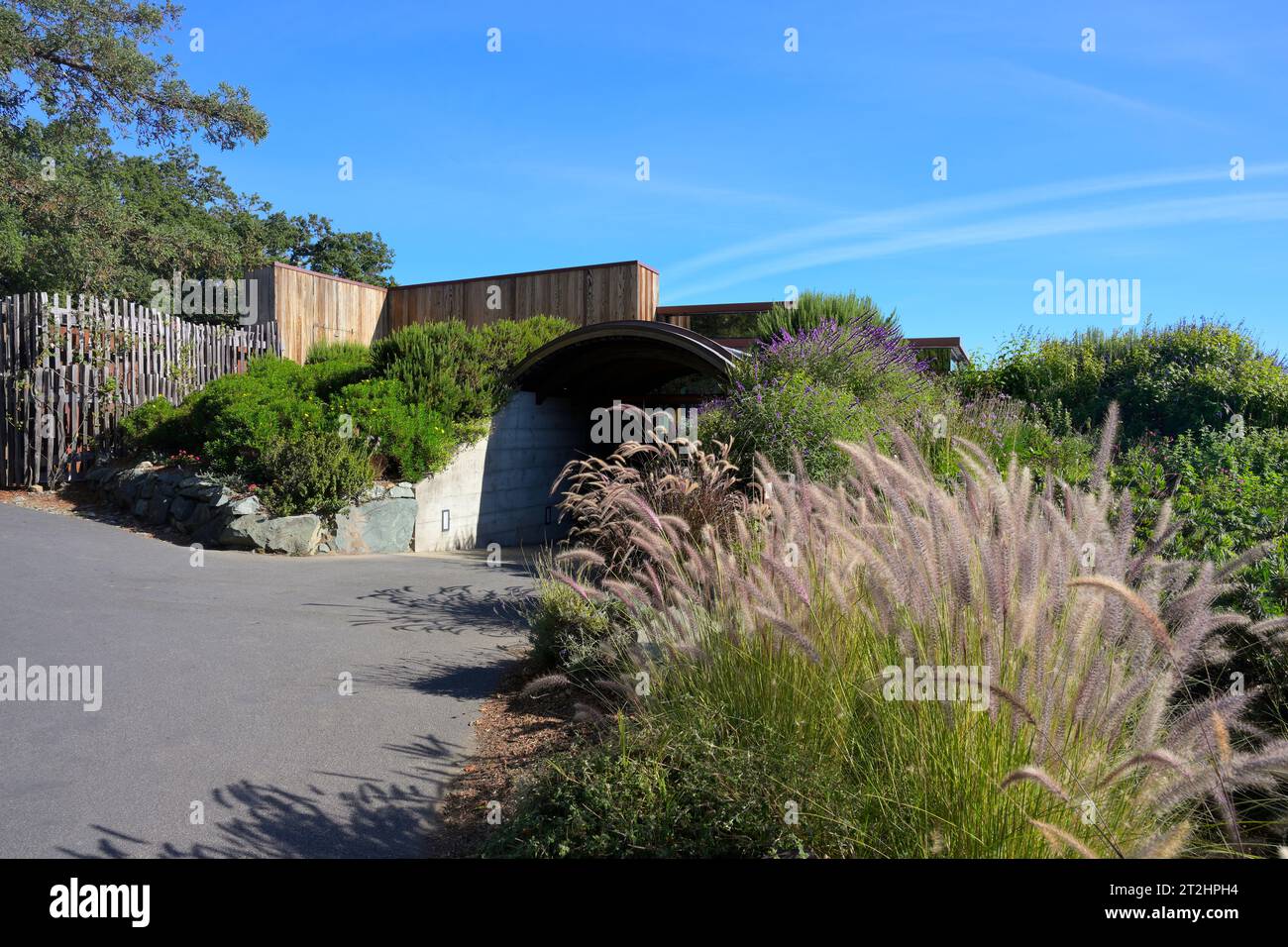 The luxury Post Ranch Inn restaurant above the Pacific Ocean, Big Sur ...