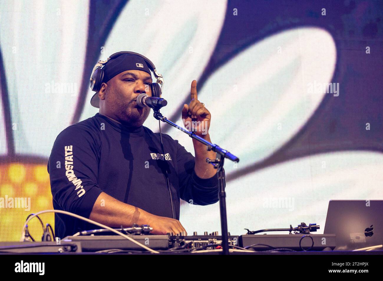 Daniel lamont hi-res stock photography and images - Alamy