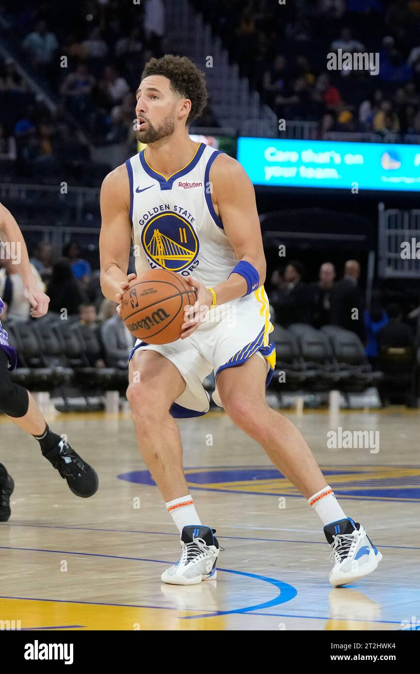 Golden State Warriors guard Klay Thompson (11) during an NBA preseason ...