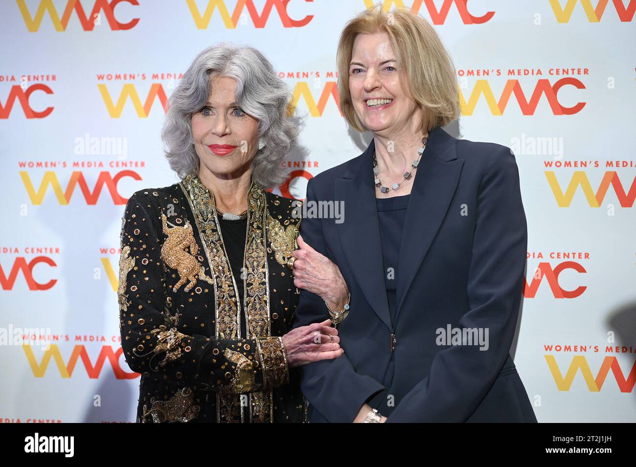 New York, USA. 19th Oct, 2023. (L-R) Jane Fonda and Julie Burton attend ...