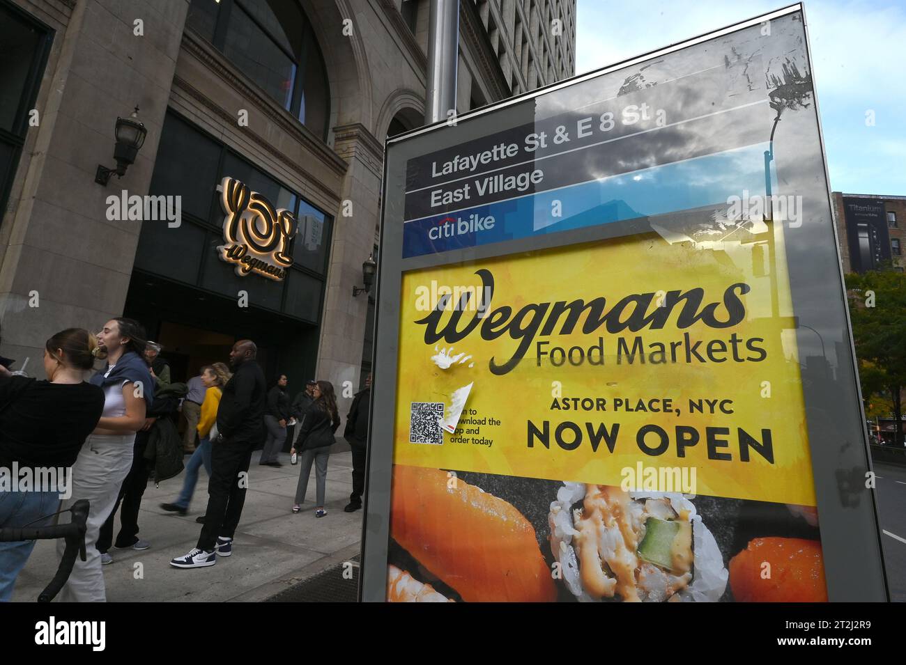 New York, USA. 19th Oct, 2023. The Rochester based supermarket chain ...