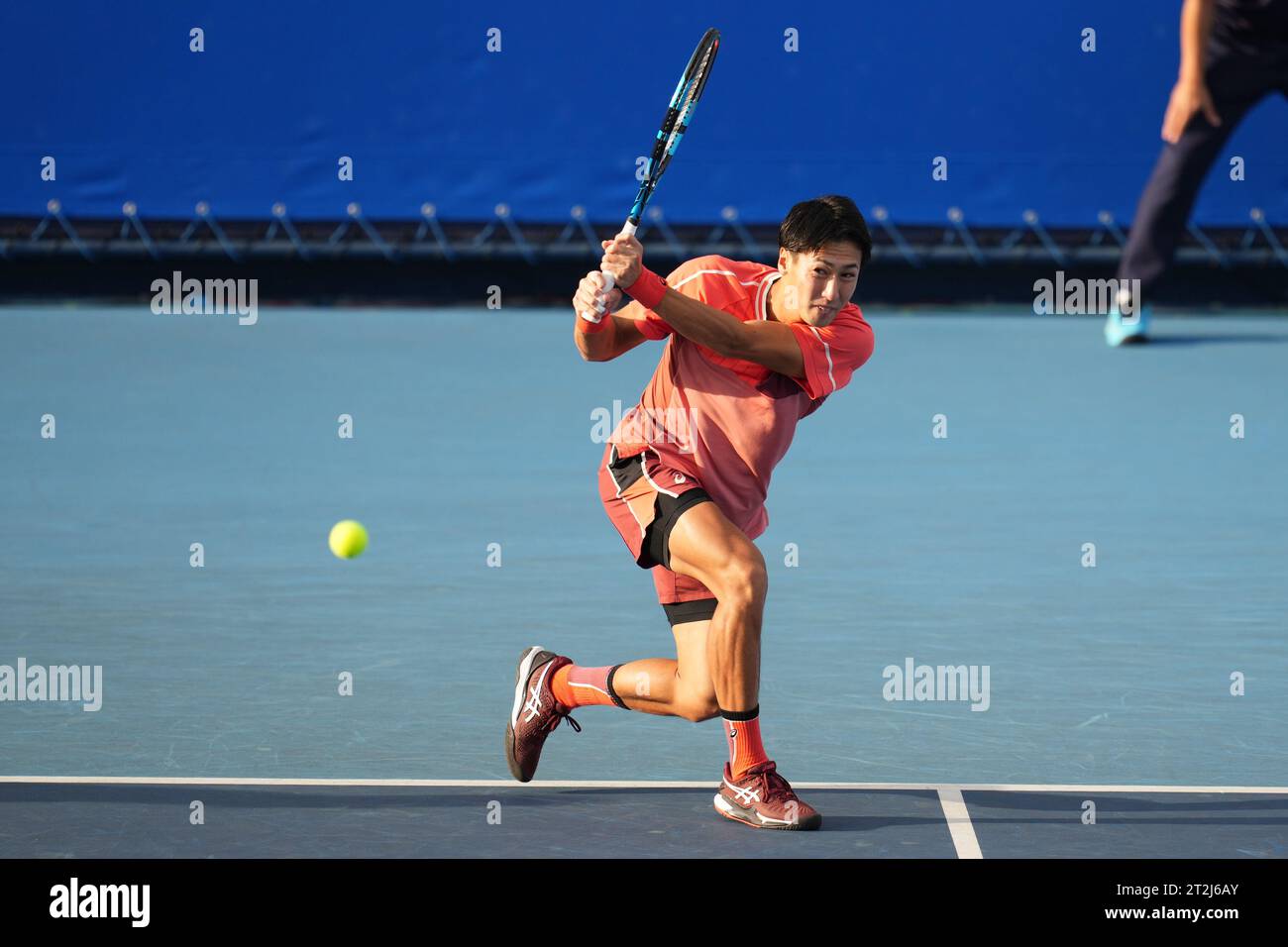 Ariake Coliseum, Tokyo, Japan. 19th Oct, 2023. Yosuke Watanuki (JPN ...