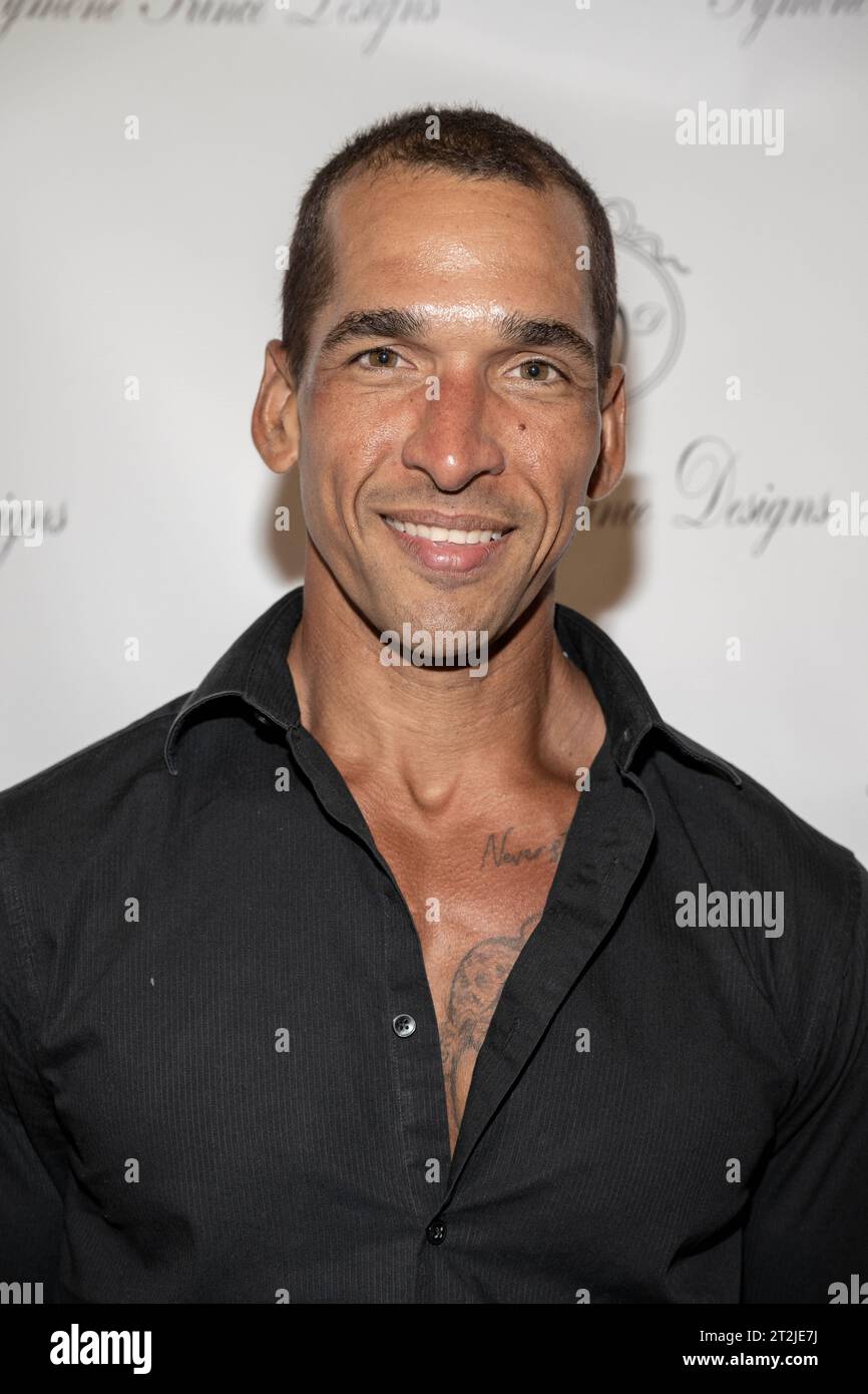 Los Angeles, USA. 19th Oct, 2023. Actor Rob Hoflund attends Couture ...