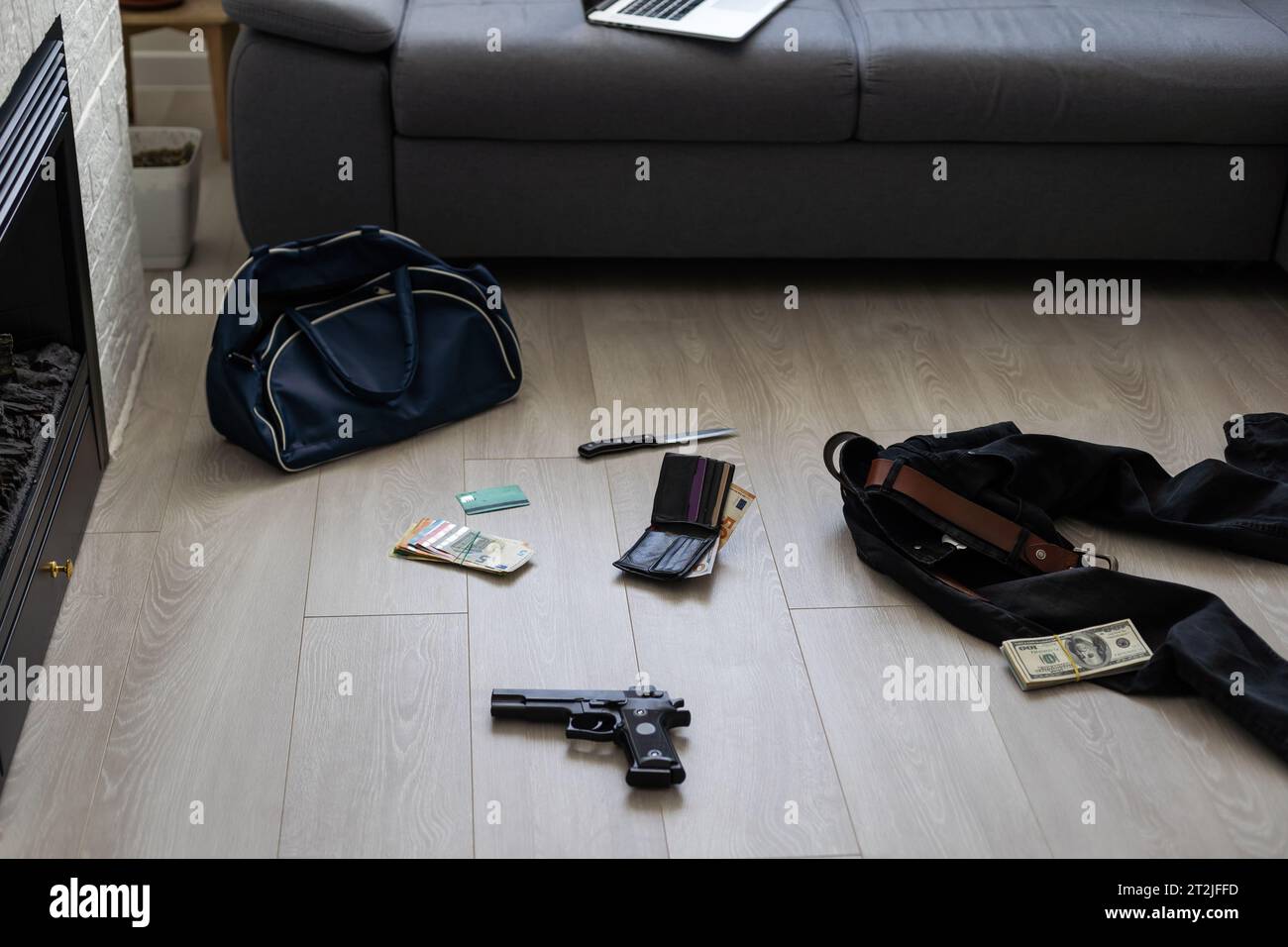 Crime scene investigation - numbering of evidences after the murdering ...