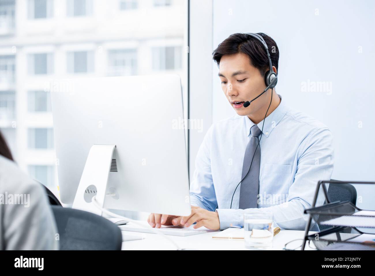 Customer of work hi-res stock photography and images - Alamy