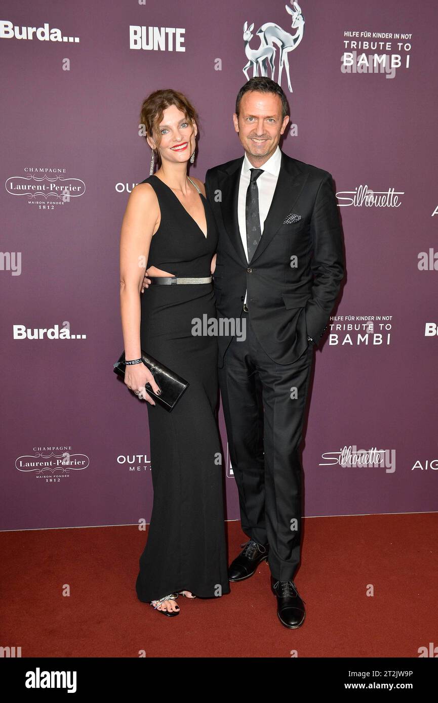 Nadia Dassouki und Till Broenner bei der Ankunft Tribute to Bambi in ...