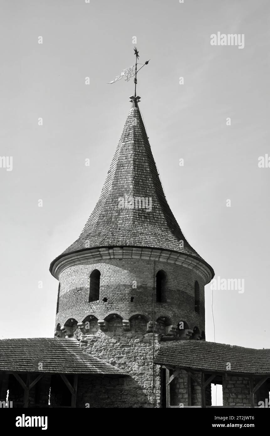 Wall and tower of a medieval European fortress Stock Photo - Alamy