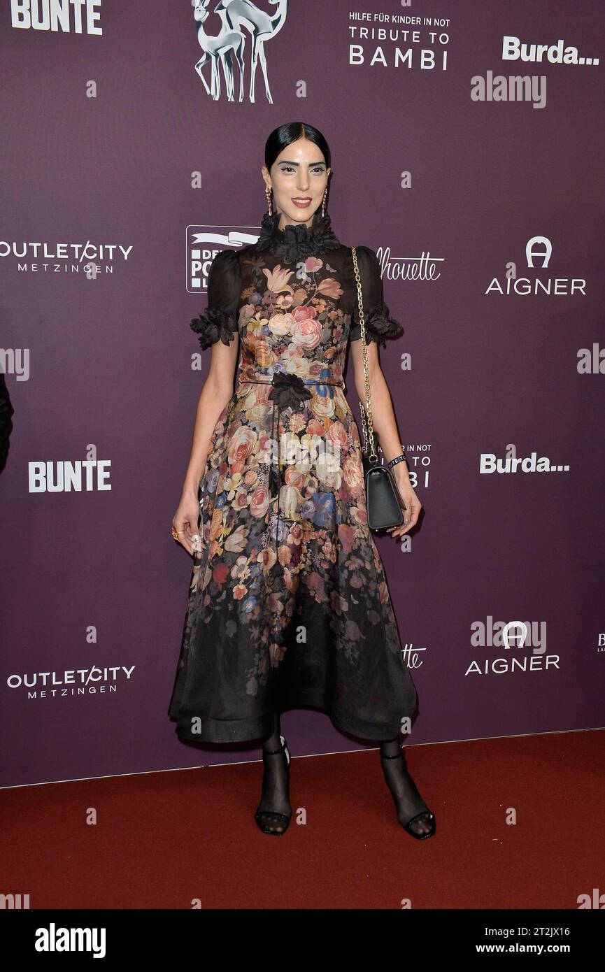 Zoe Helali bei der Ankunft Tribute to Bambi in Berlin 19.10. 2023 ...