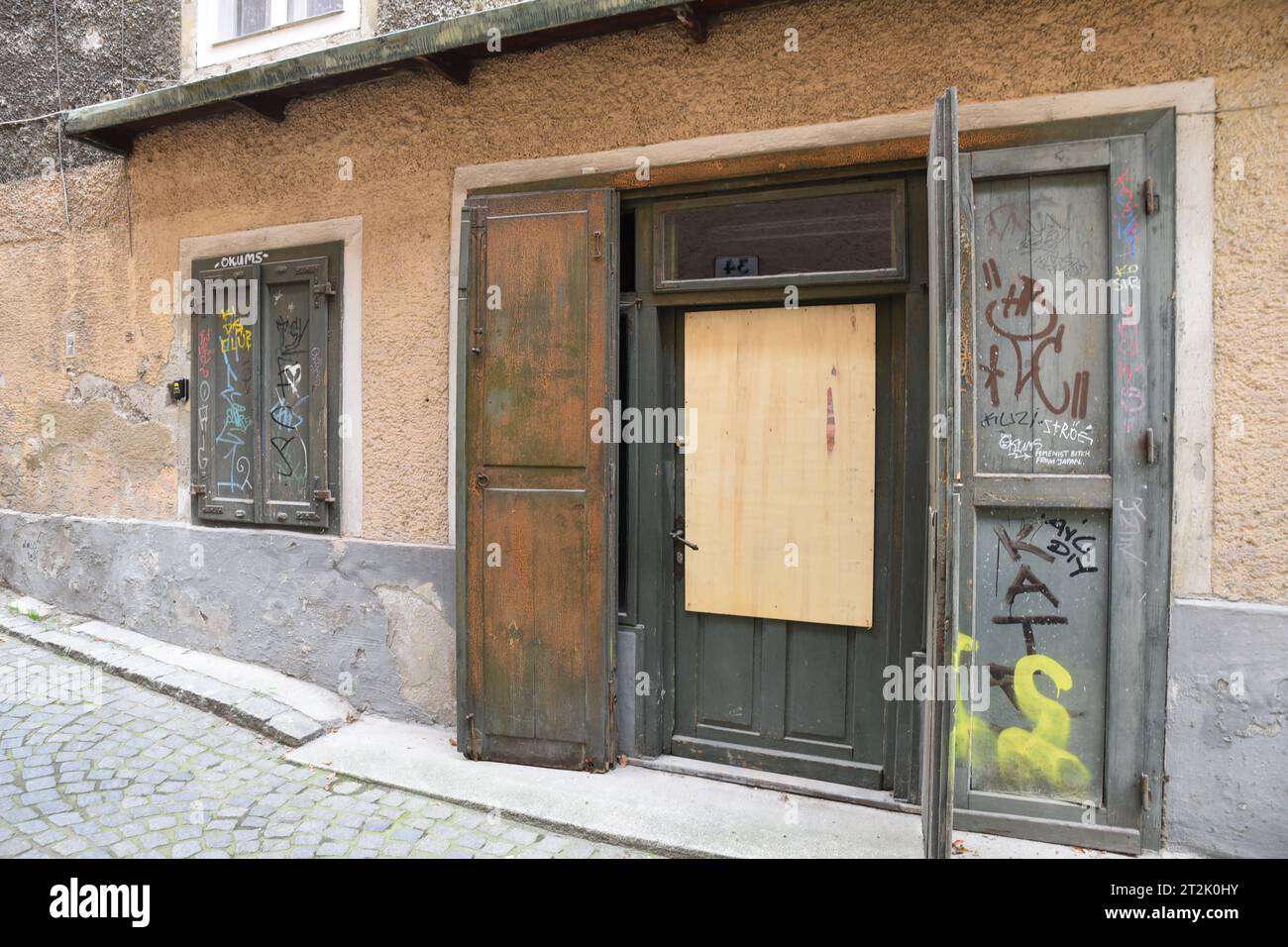 Leerstände, 2023, Steingasse, rechte Altstadt, Salzburg, Manfred ...