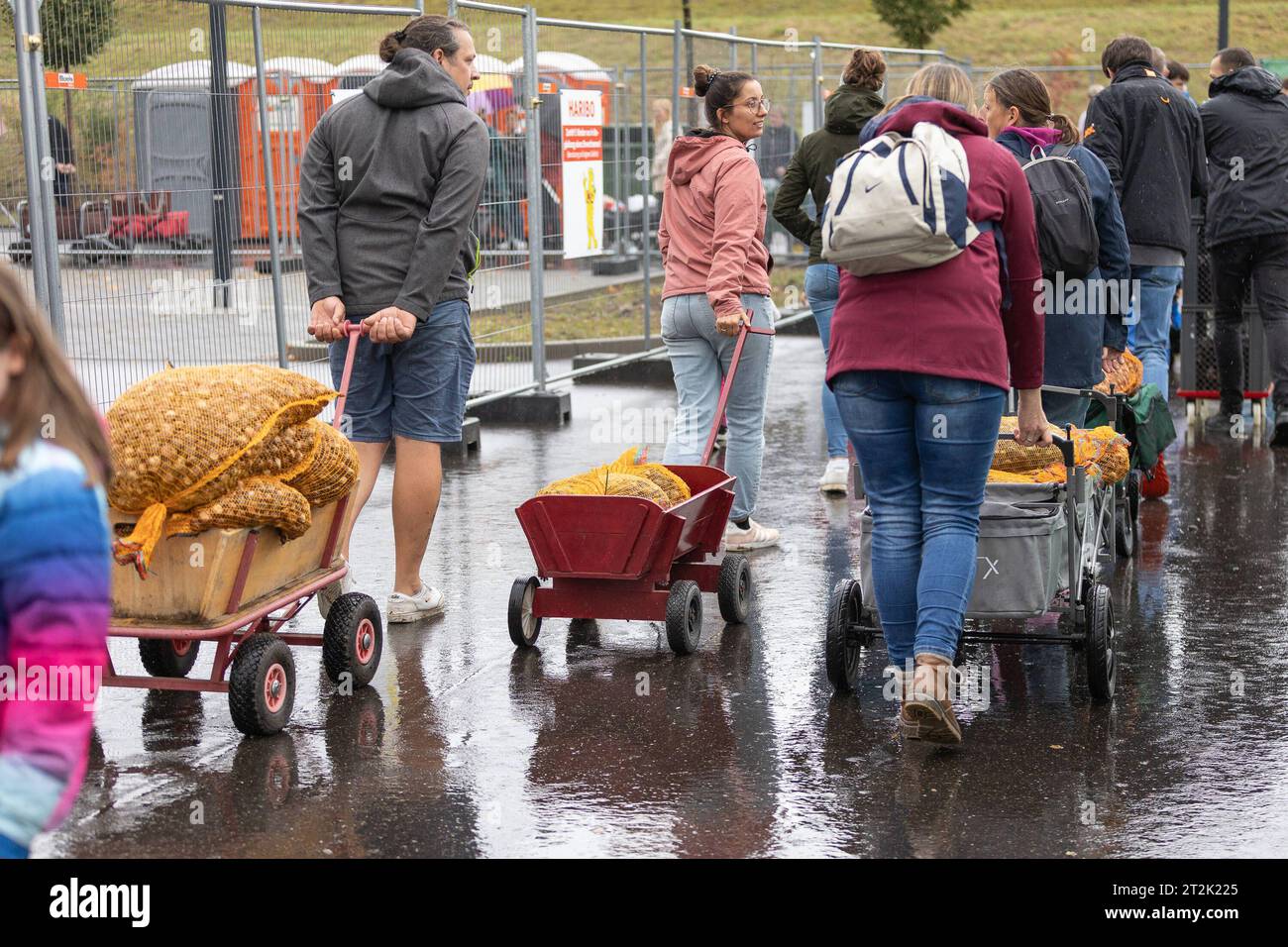 Menschen und parks hi-res stock photography and images - Alamy