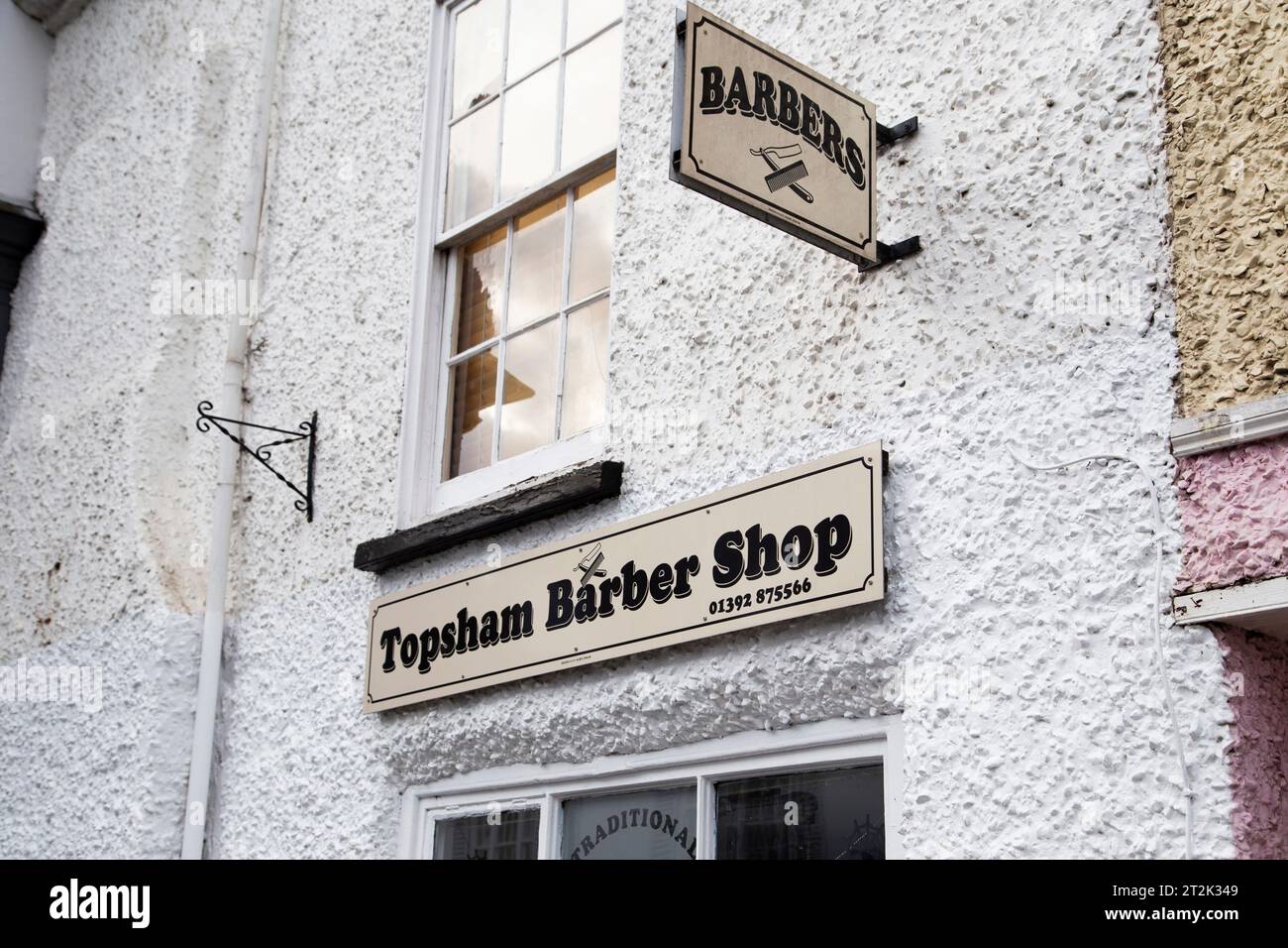 Topsham Barber Shop Front signage - Fore Street, Topsham Stock Photo ...