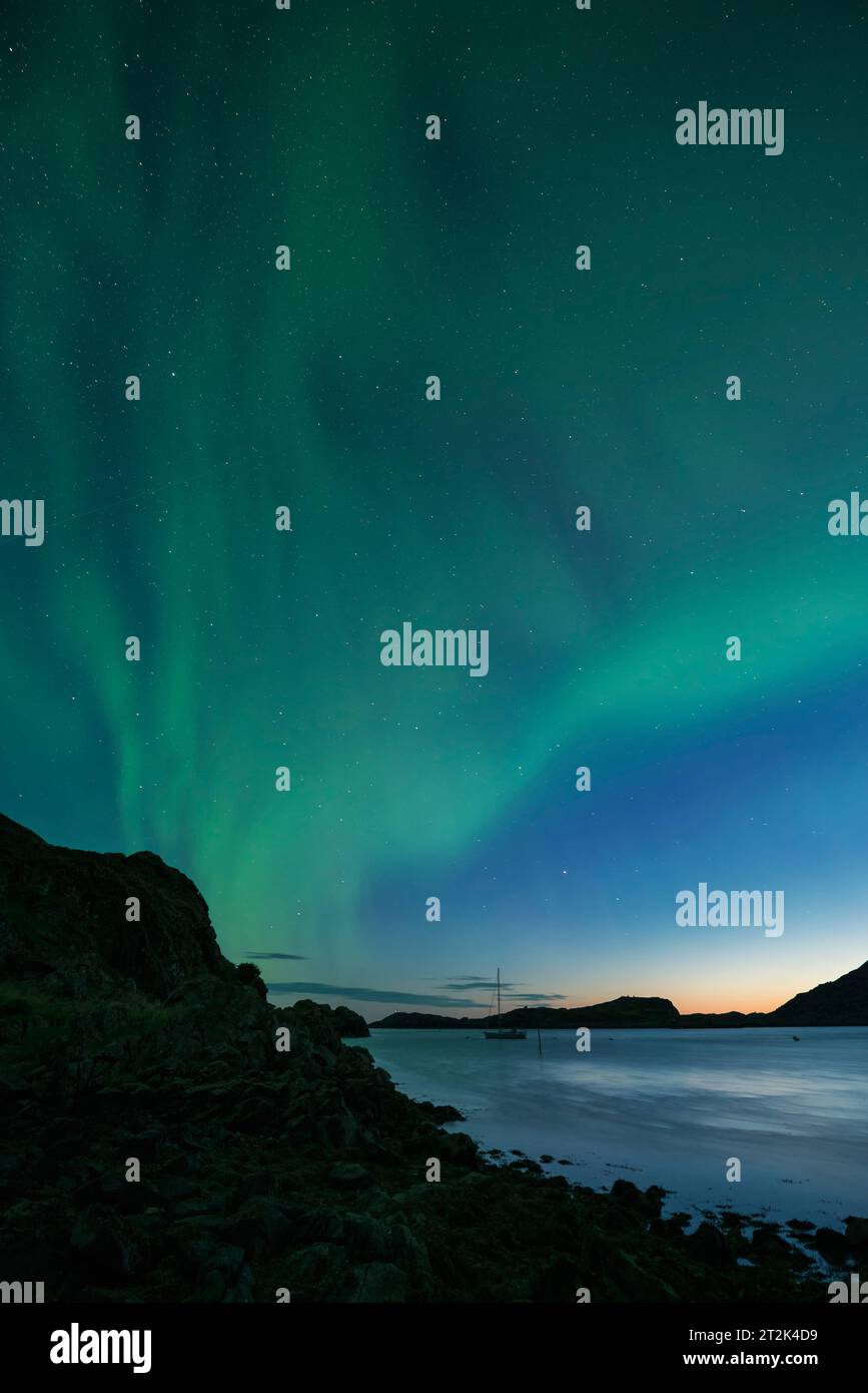 A late summer display of Northern Lights - Aurora Borealis over BuvÃ ...