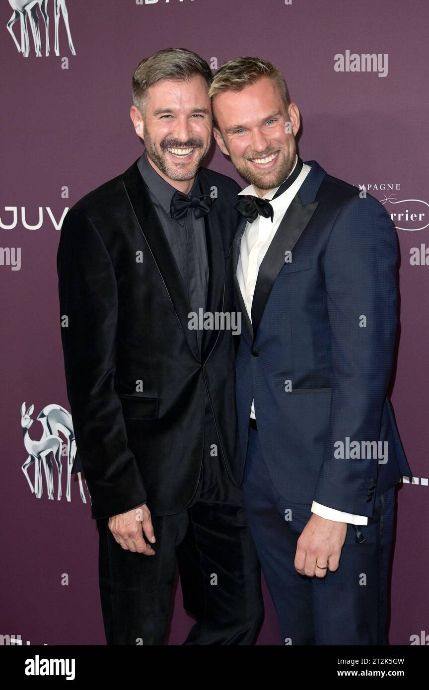 Jochen Schropp mit Partner Norman beim Tribute to Bambi 2023 im JW ...