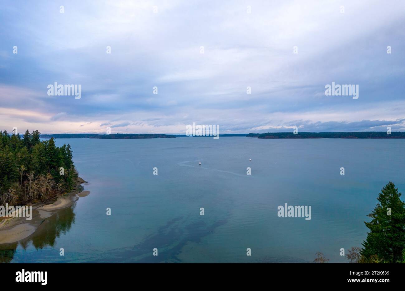 Tolmie State Park waterfront in December Stock Photo - Alamy