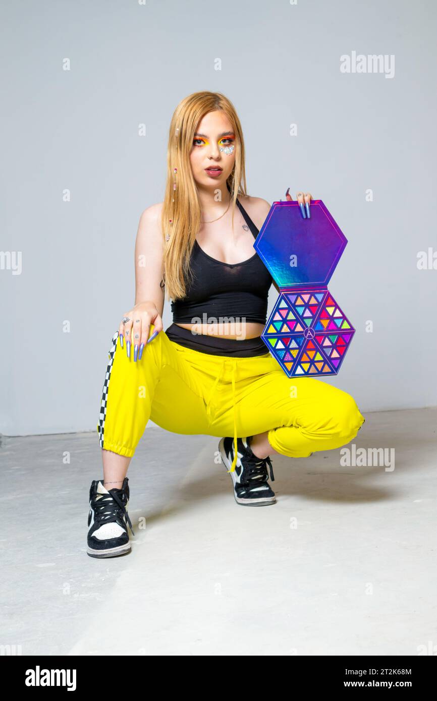 Beautiful latina hands hi-res stock photography and images - Alamy