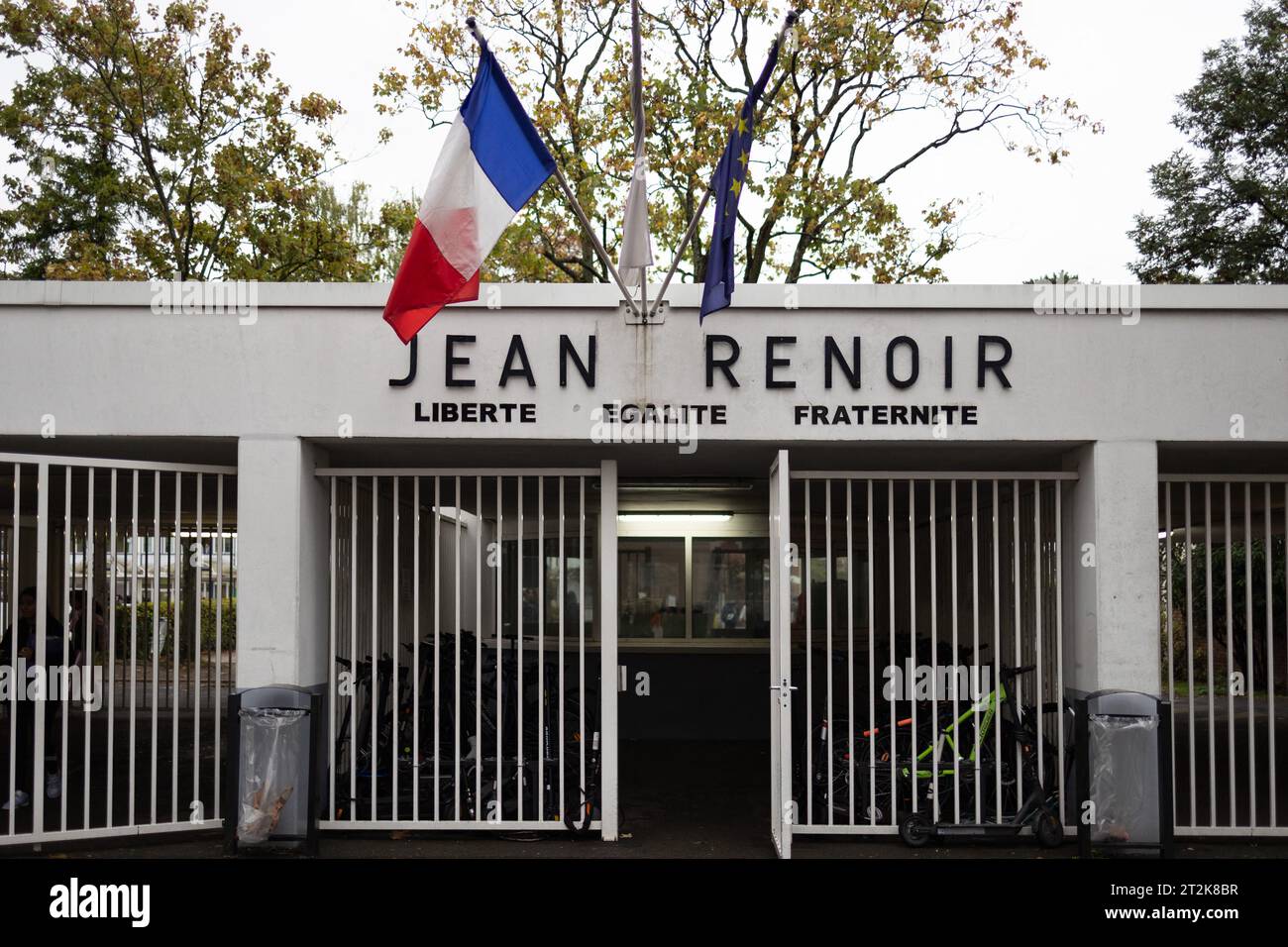 Bondy, France. 20th Oct, 2023. Entrance of the secondary school College ...