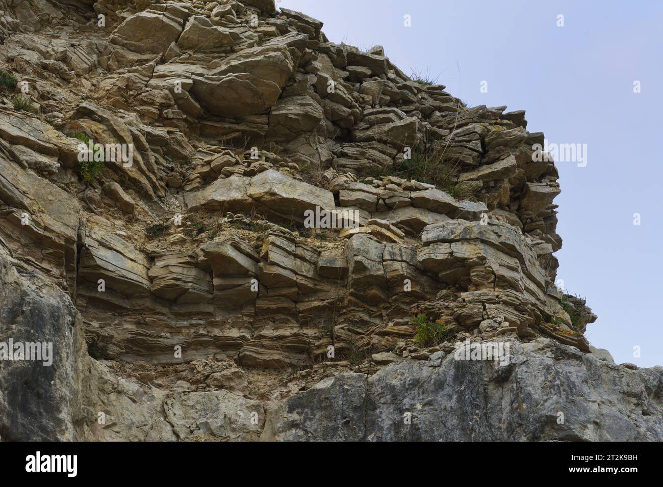 Sandstone outcrop layers hi-res stock photography and images - Alamy