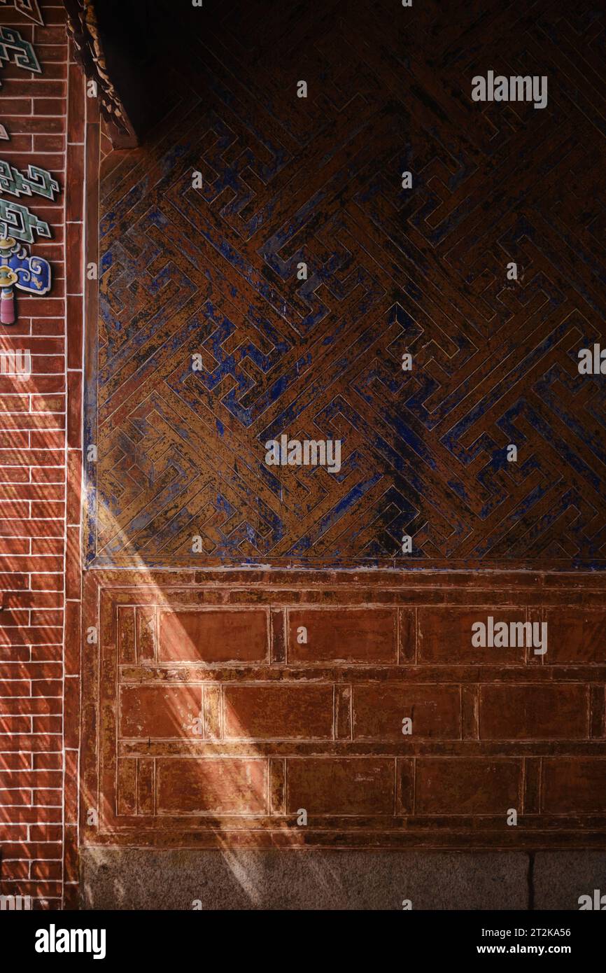 Vintage wall texture. Traditional chinese texture with lighting Stock ...
