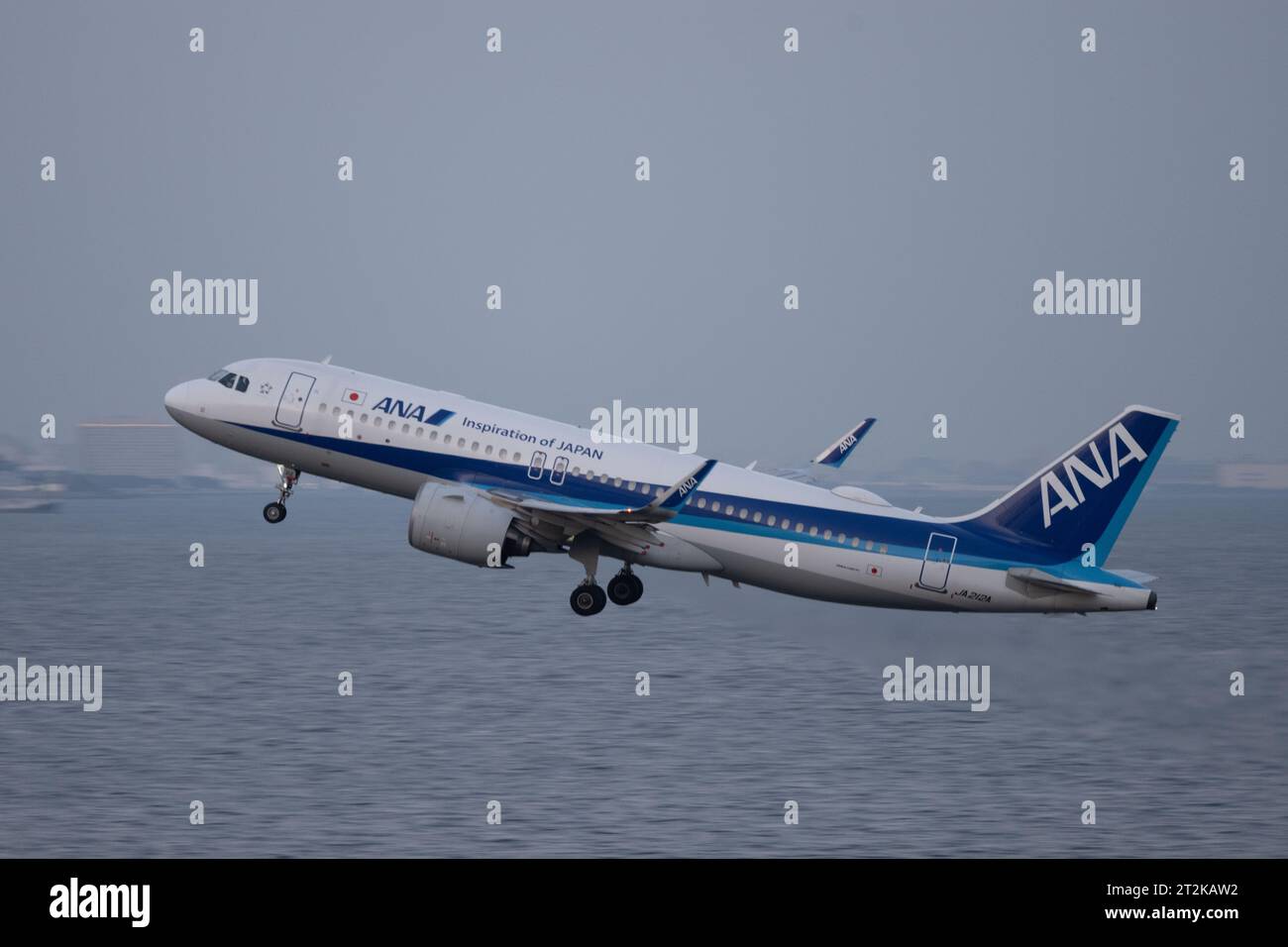 All nippon airways a320neo hi-res stock photography and images - Alamy
