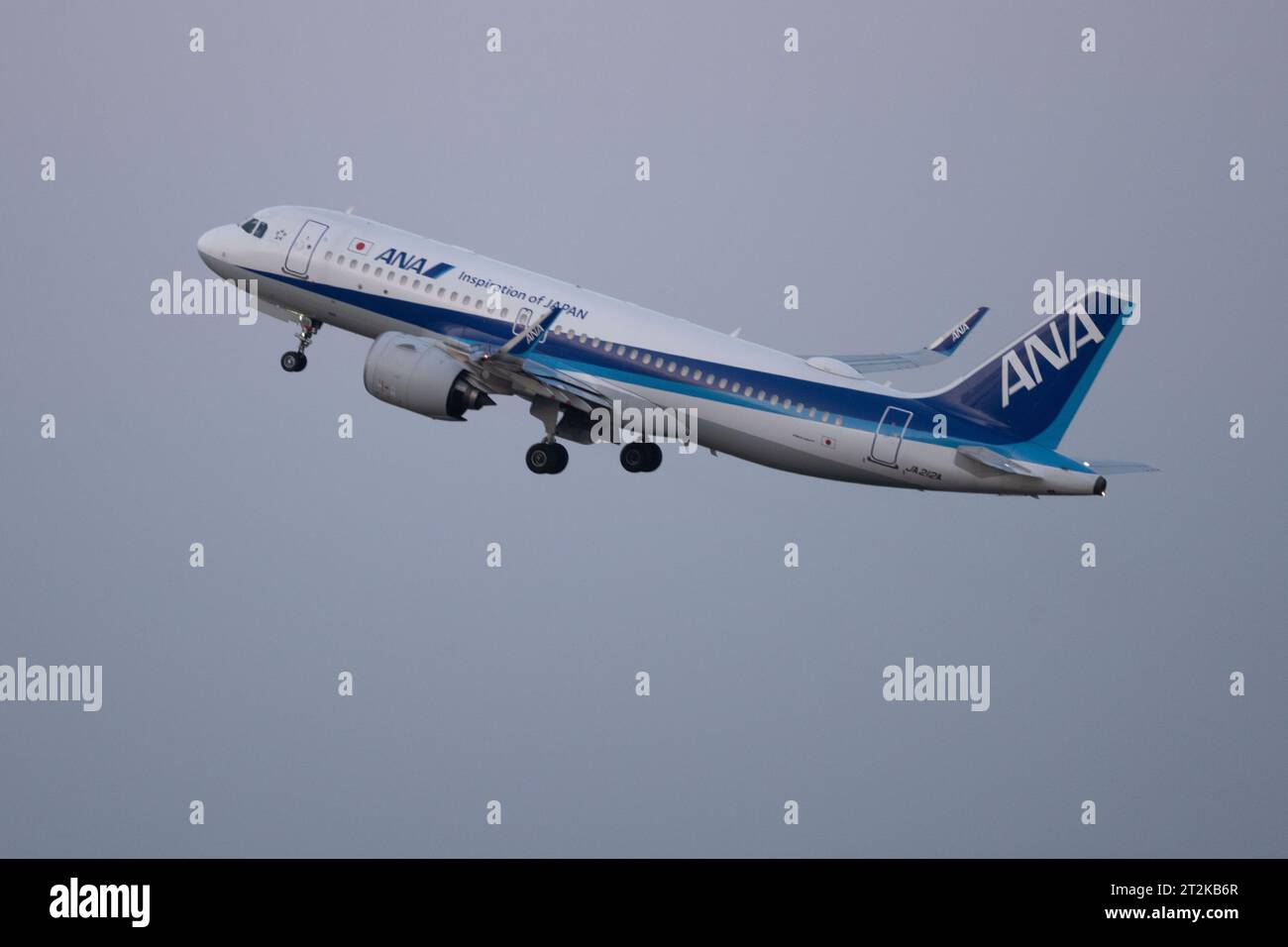 All nippon airways a320neo hi-res stock photography and images - Alamy