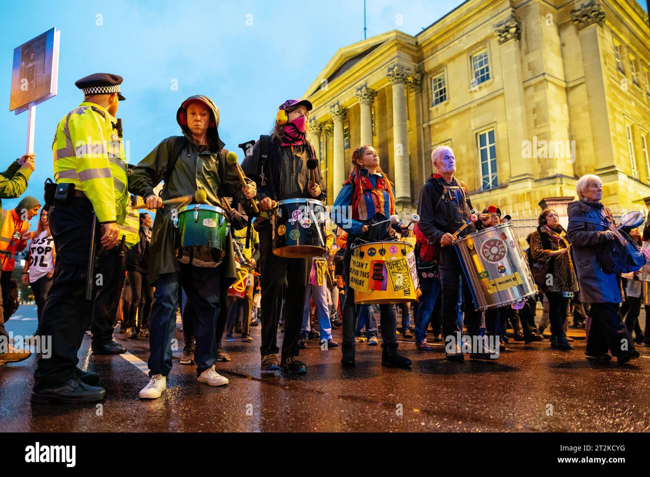 London, UK. 19 October 2023. Fossil Free London and activists from ...