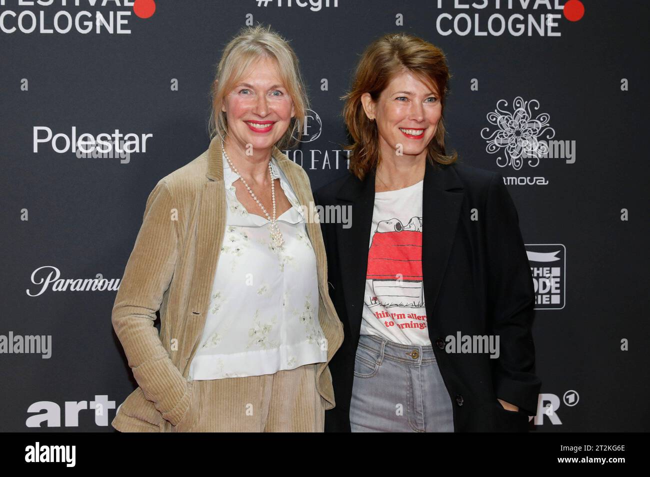 Therese Hämer und Sonja Baum bei der Premiere des Kinofims Rückkehr ...