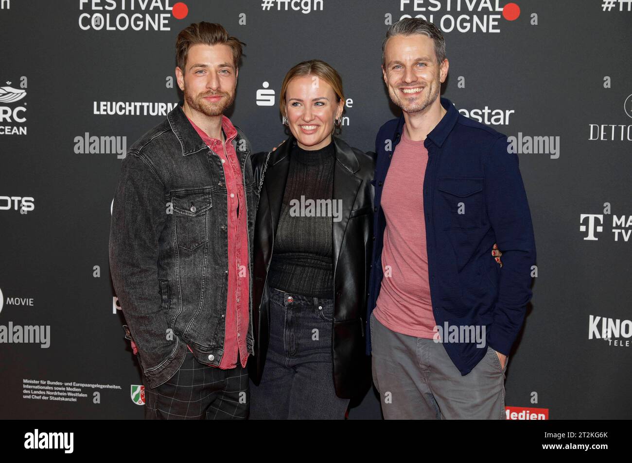 Dominik Flade, Ania Niedeck und Marc Dumitru bei der Premiere des ...