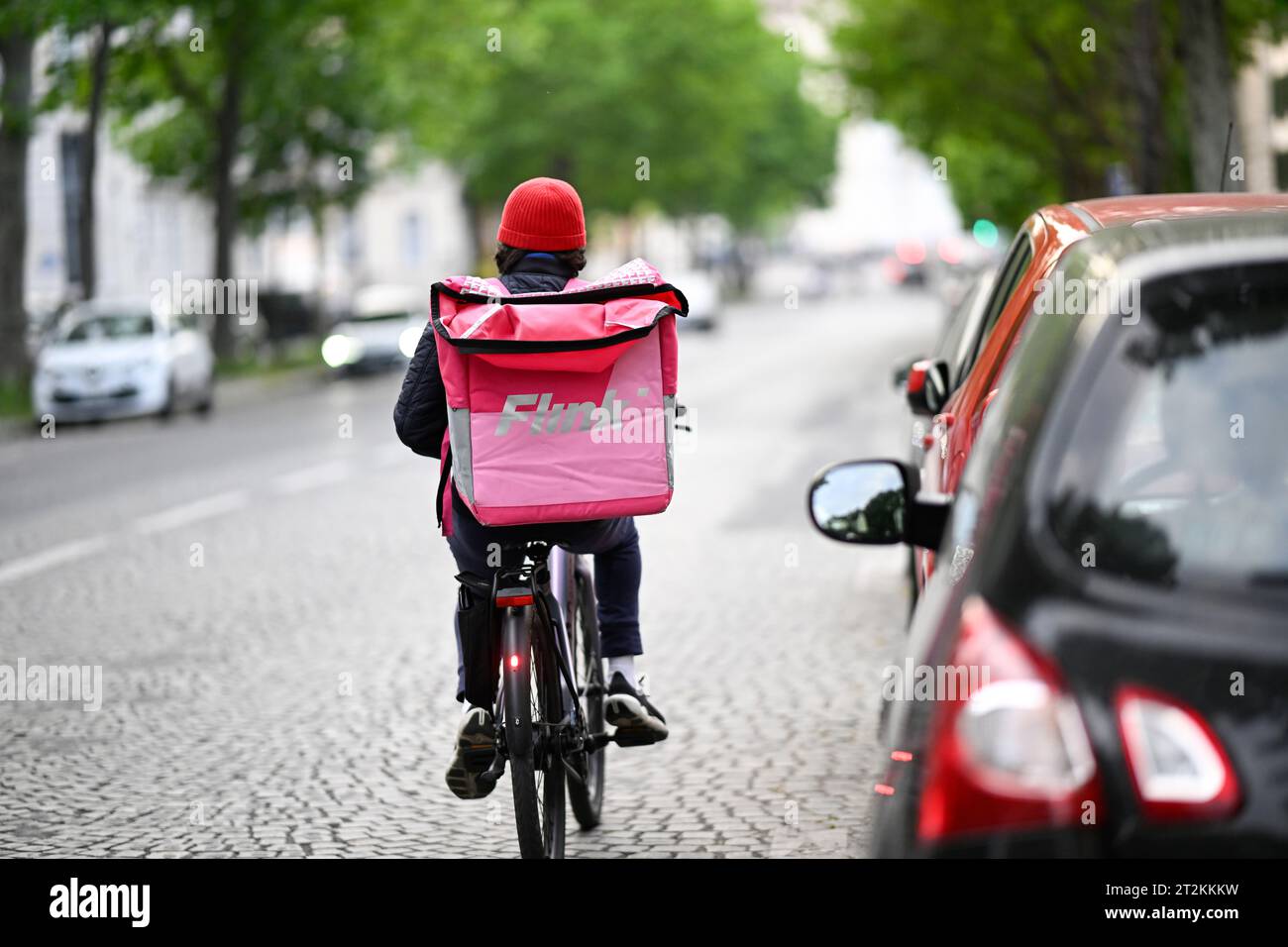 Paris, France. 19th Oct, 2023. A deliver for Flink on his bike or ...