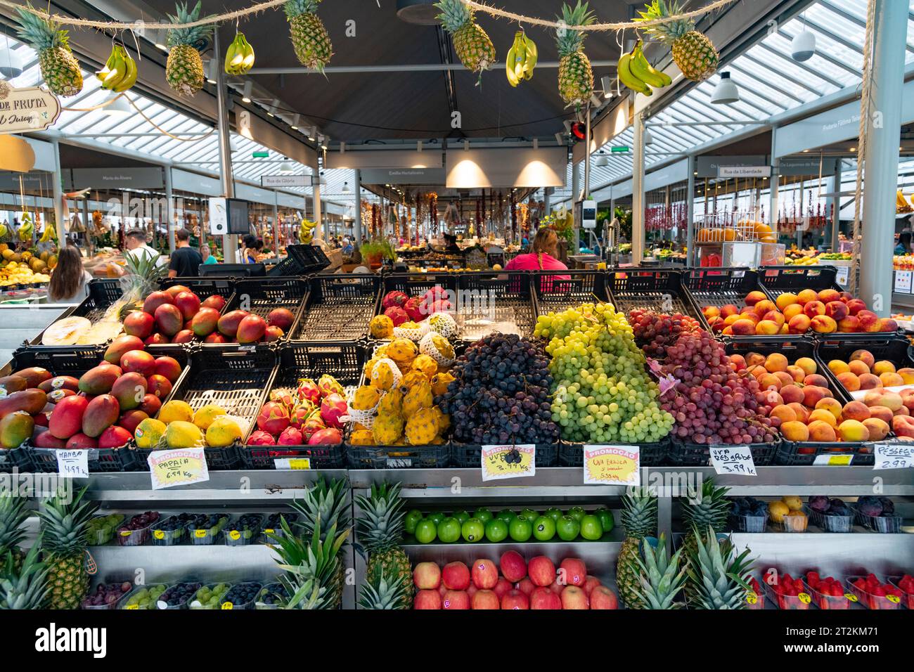 Mercado do Bolhao, Porto market, Porto, Portugal Stock Photo - Alamy