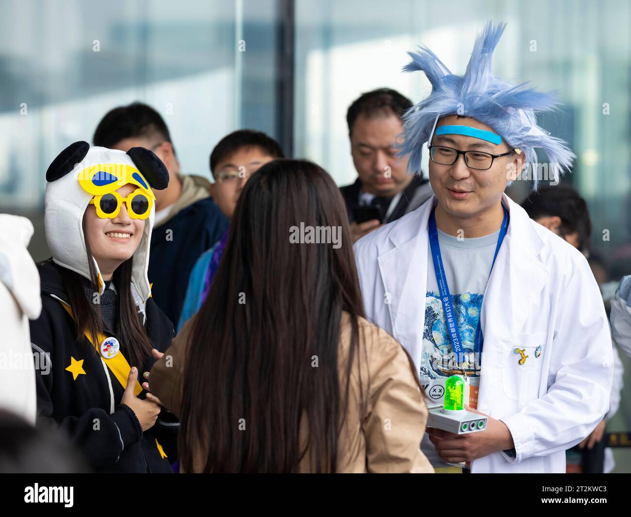 Chengdu, China's Sichuan Province. 20th Oct, 2023. Sci-fi lovers wait ...